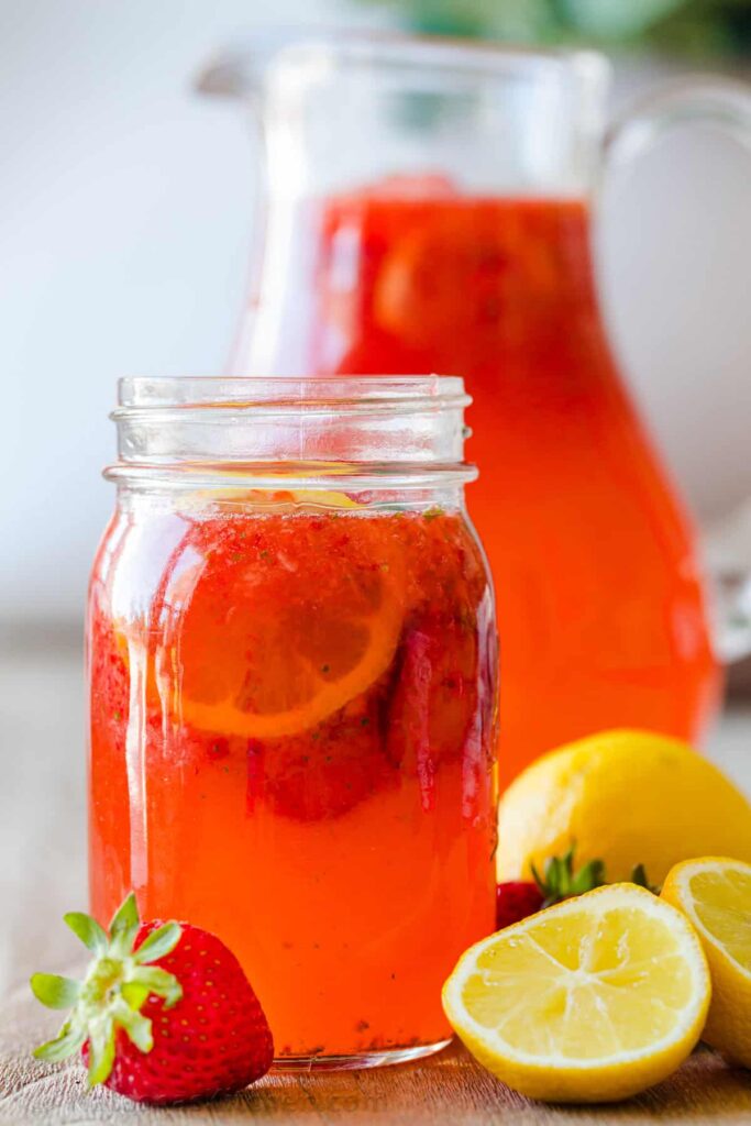 21 Crisp and Refreshing Lemonade Recipes for a Hot Summer Day