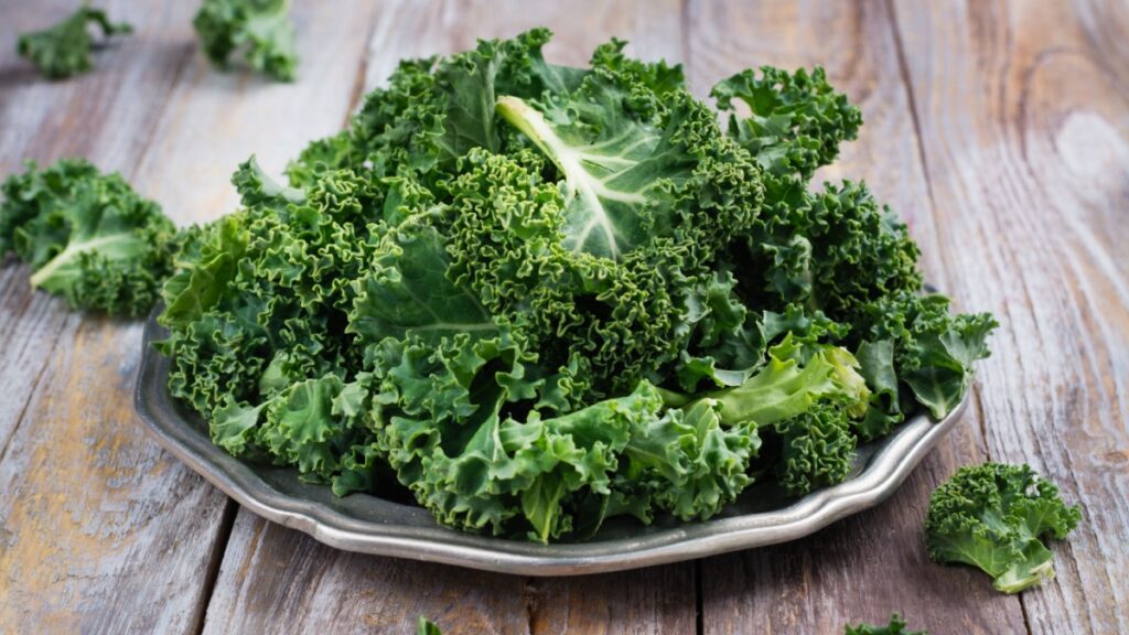 6 Anti-Inflammatory Foods for Your Knee, Hip & Back Pain