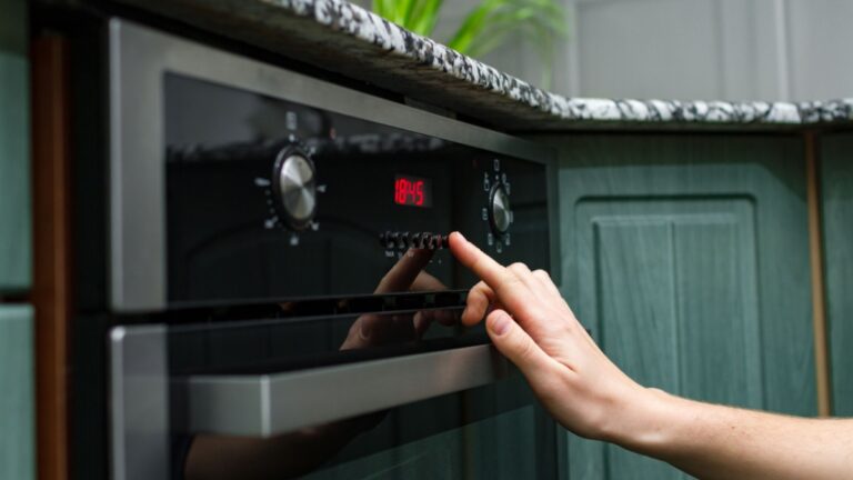 5 Super Basic Cooking Techniques Everyone Needs to Learn