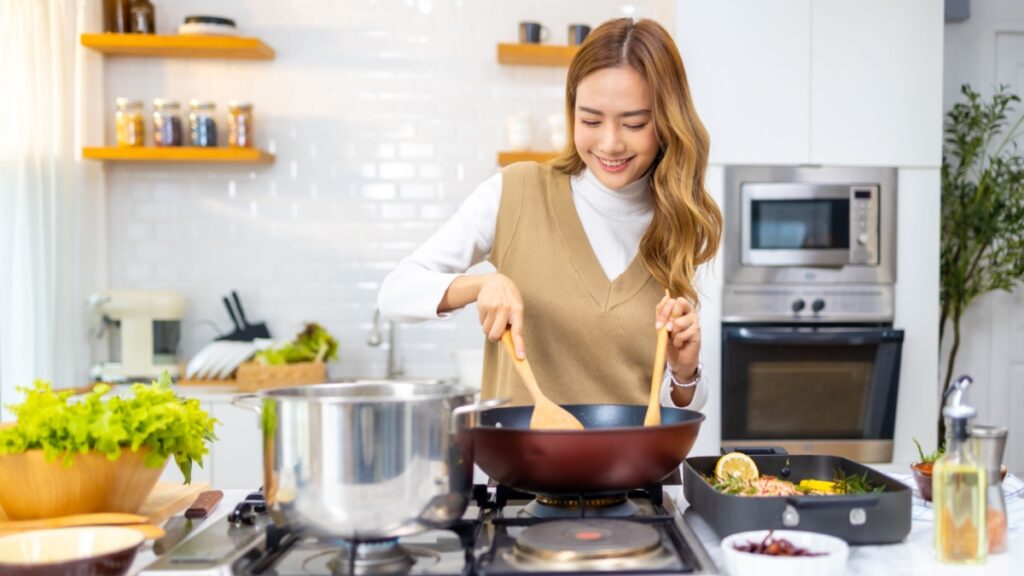 20 Cooking Tips We Stole From Your Favorite TV Shows and Movies
