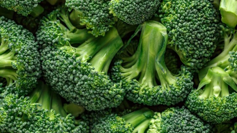 25 Foods the World's Healthiest People Eat Regularly