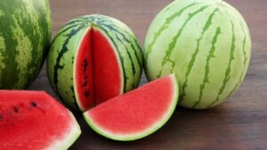 15 Fruits You Should Definitely Try to Eat Frozen (Not Fresh)