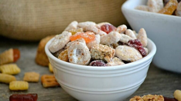 15 Easy Cereal Snack Mix Recipes That Are Perfect for Anytime