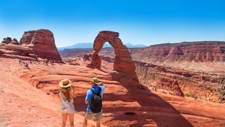 15 Natural Arches and Bridges in the U.S. Everyone Should See