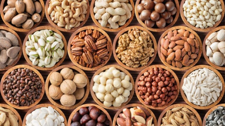 20 Energy-Boosting Foods to Keep You Alert