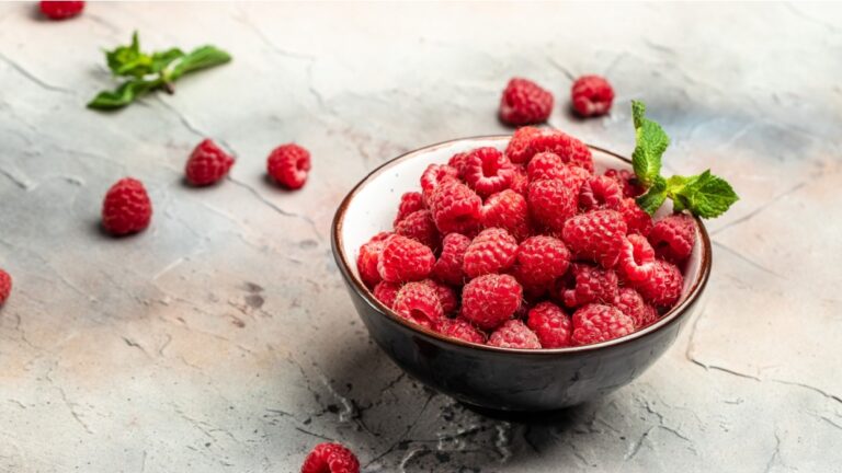 15 Fruits You Should Definitely Try to Eat Frozen (Not Fresh)