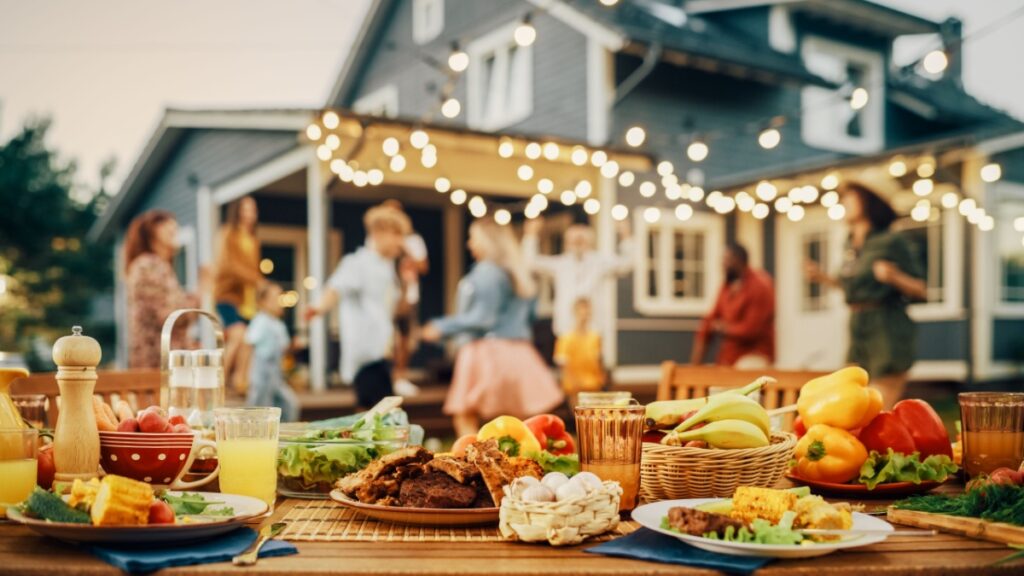 Avoid a Potluck Disaster With These 6 First-Time Hosting Tips