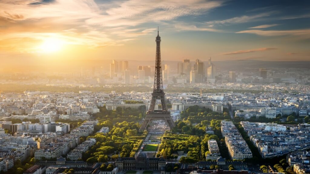 30 Breathtaking Places You Must See Before You Die