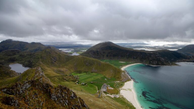 30 Breathtaking Places You Must See Before You Die