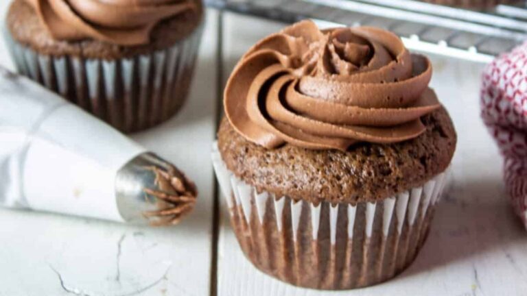 35 Old-Fashioned, Vintage Recipes That Will Make You Feel Like You’re ...