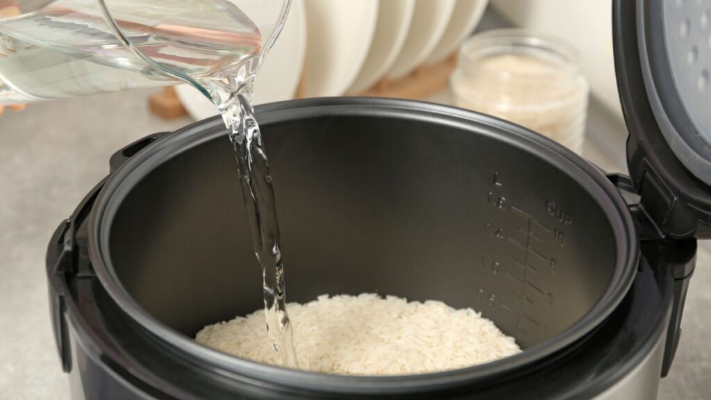 15 Cool Kitchen Hacks That Will Make You Cook (And Feel) Like a Pro