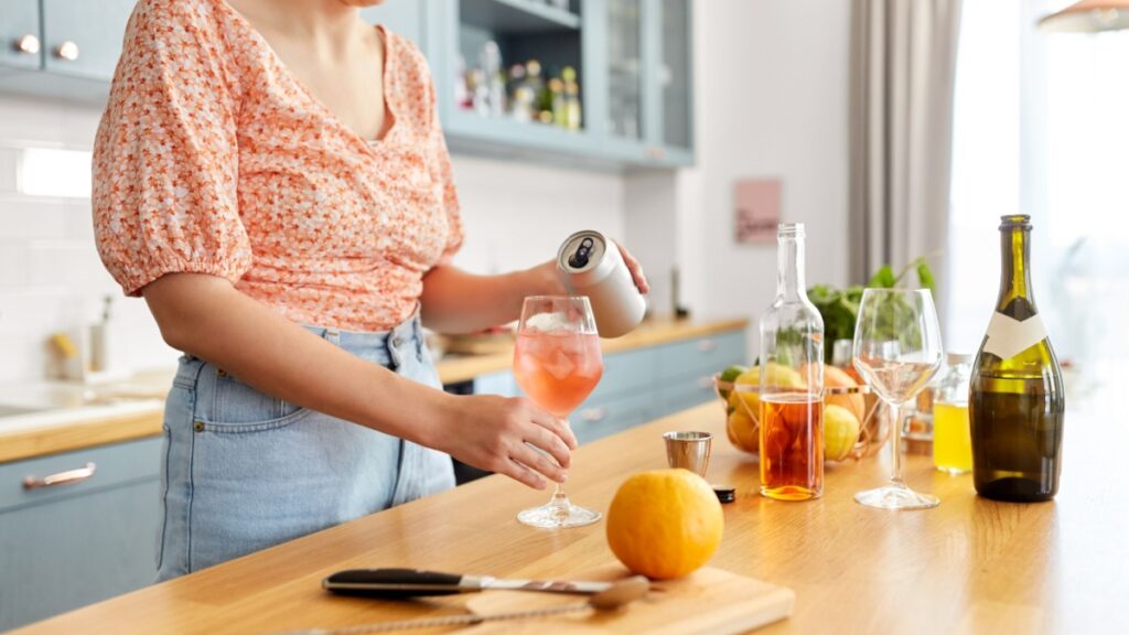 Avoid a Potluck Disaster With These 6 First-Time Hosting Tips