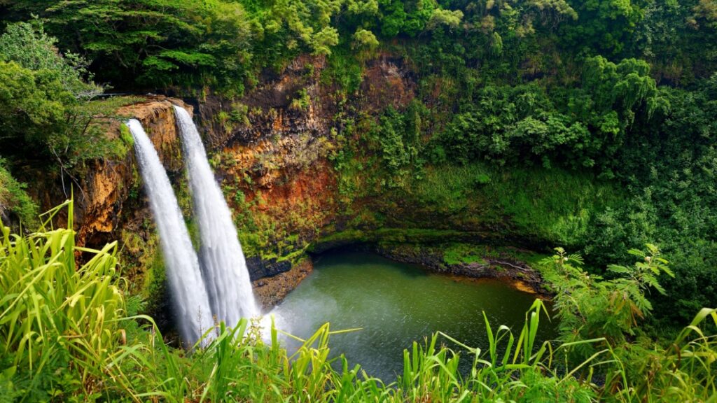 The 15 Most Beautiful Waterfalls in the U.S. You Need to See at Least ...