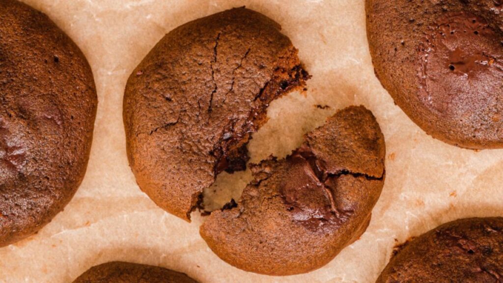 20 Yummy Cookie Recipes That Everyone Should Bake at Least Once