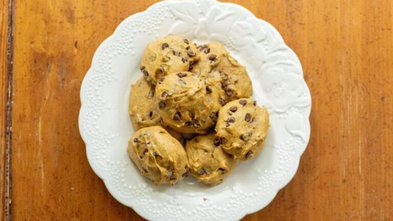 20 Yummy Cookie Recipes That Everyone Should Bake at Least Once