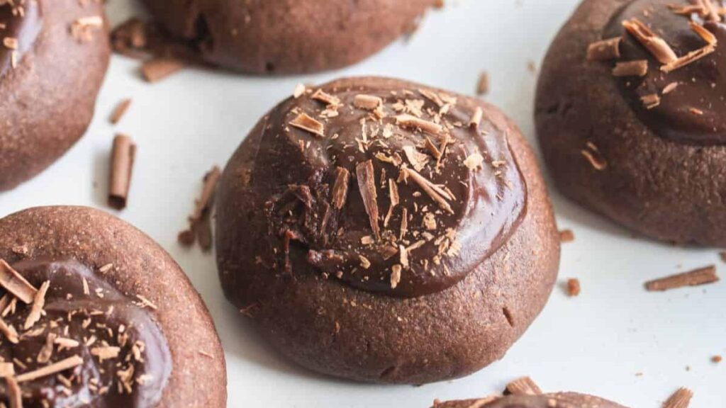 20 Yummy Cookie Recipes That Everyone Should Bake at Least Once