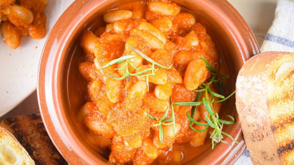 20 Recipes Made With Beans That Are the Ultimate Superfood