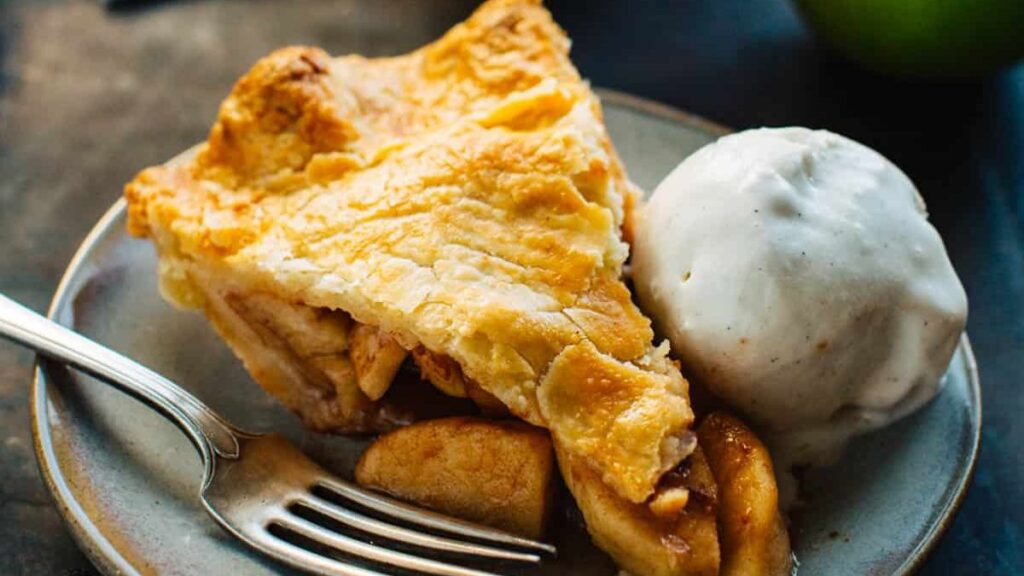 20 Retro Recipes From the 1950s You Need to Try