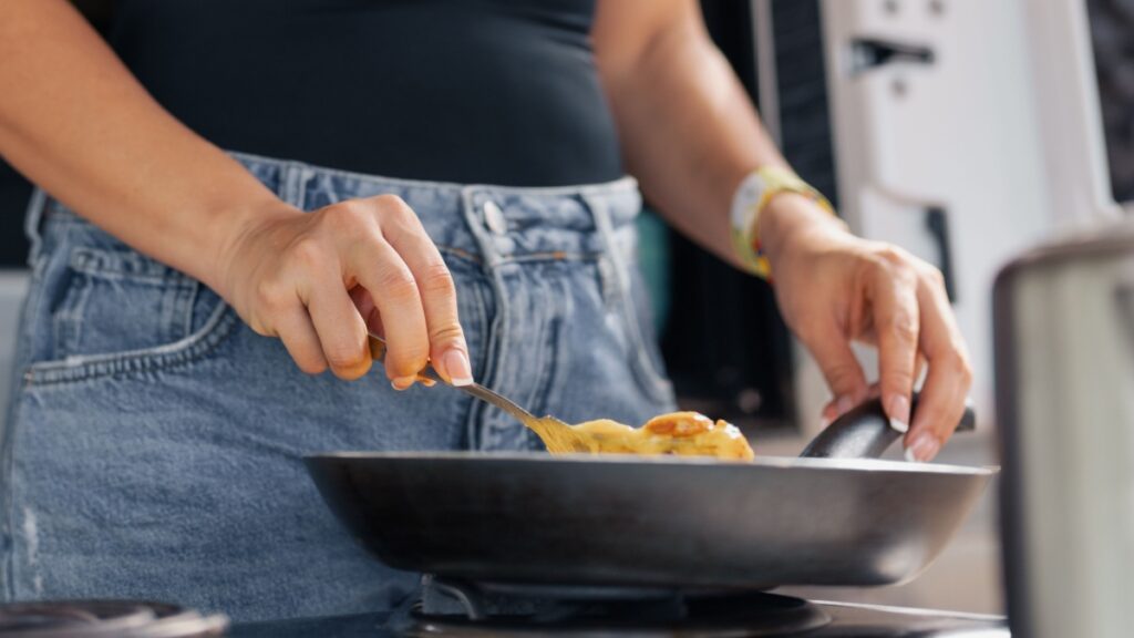 7 Cooking Tips for the Home Cook That Can Barely Boil Water