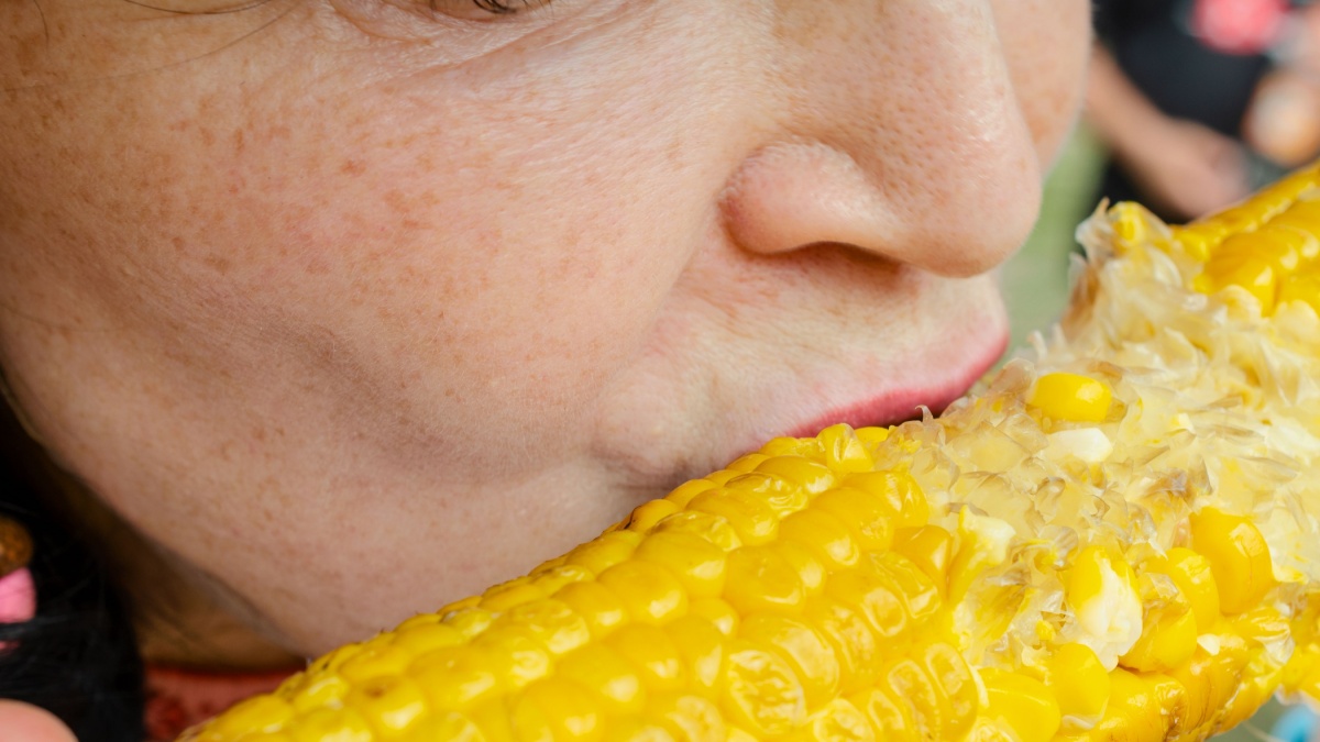 15 Foods That Are Best Fresh (And How to Store Them)