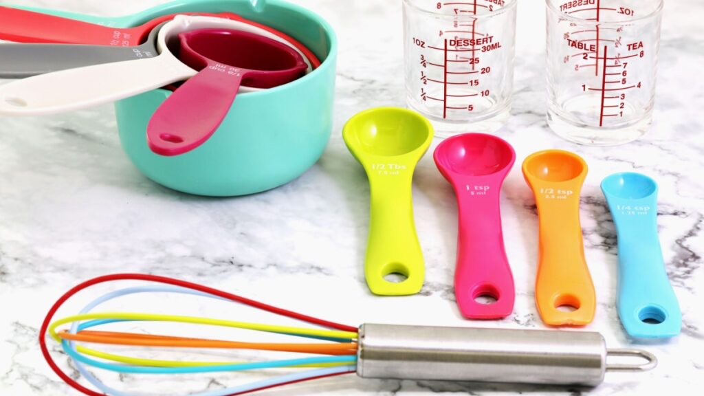 The 15 Kitchen Tools That Everyone Needs to Have in Their Kitchen