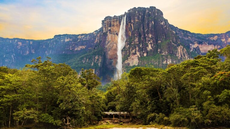 13 Waterfalls of the World with the Tallest Single Drops