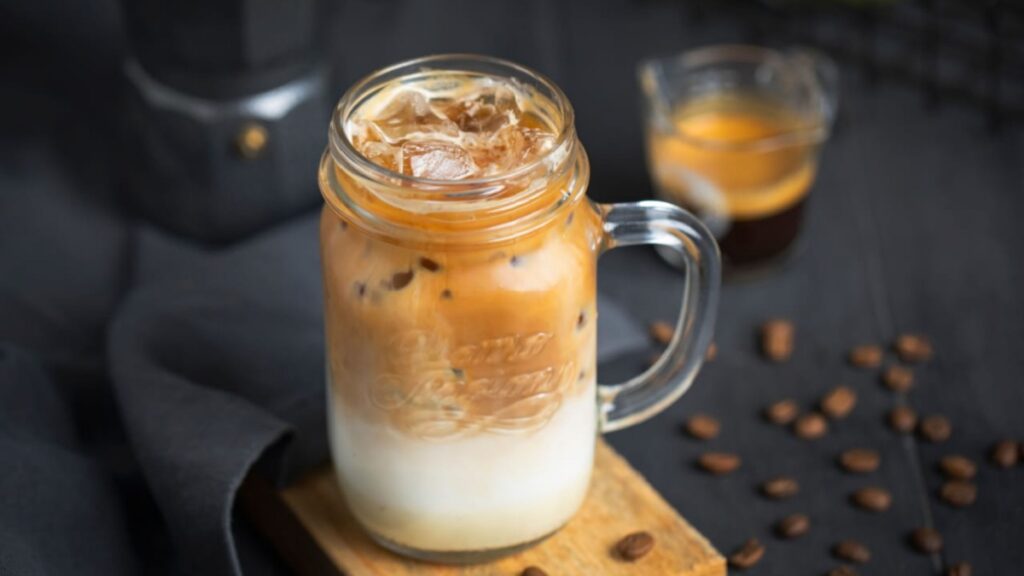 5 Most Popular Iced Coffee Drinks People Around the World Can't Stop ...