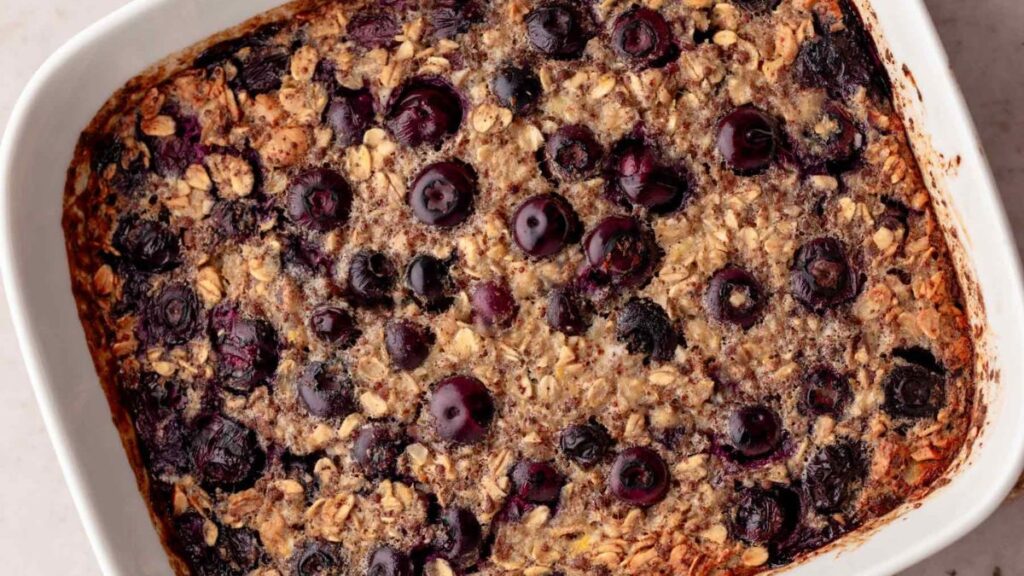20 Oatmeal Recipes That Will Make You Actually Want to Eat Breakfast