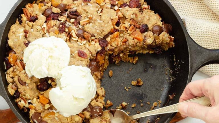 18 Lazy Yet Delicious One-Pan Desserts You Can Whip Up in No Time
