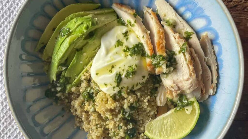 Tired of Boring Lunches? Try These 18 Easy Chicken Lunch Recipes Instead!