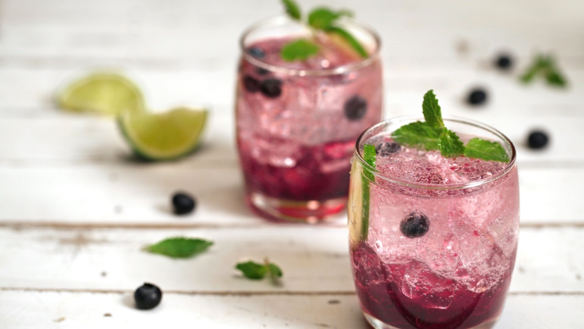 11 Easy, Fun Nonalcoholic Drinks to Help You Finish Dry January