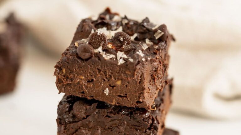 14 Easy Dessert Recipes You Can Make With Just 5 Ingredients or Less