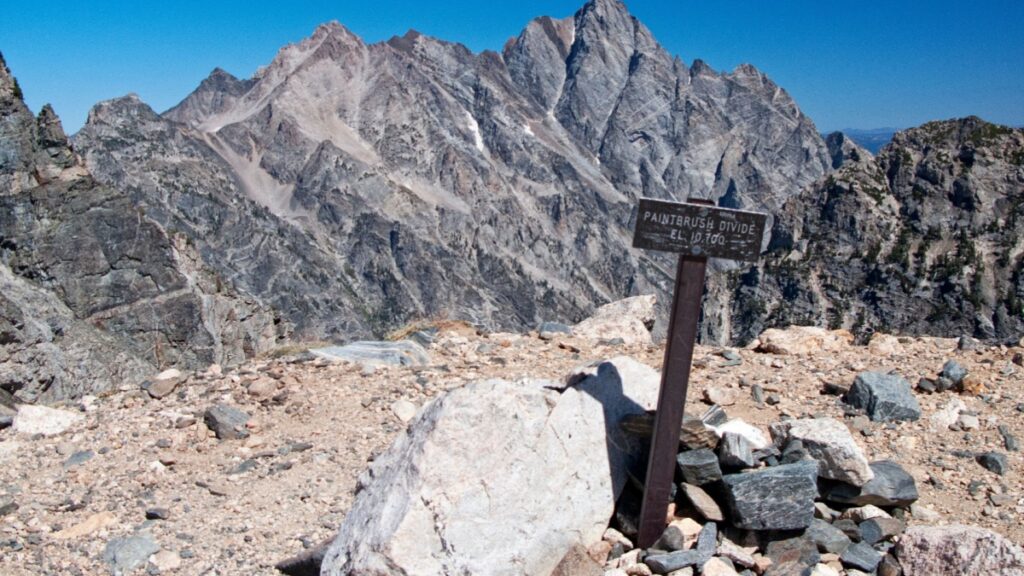 15 Most Beautiful Hiking Trails in America You Need to Experience
