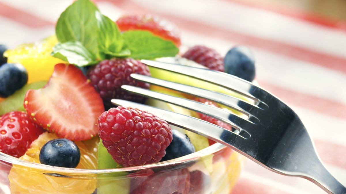 21 Bright Fruit Salad Recipes to Make in February