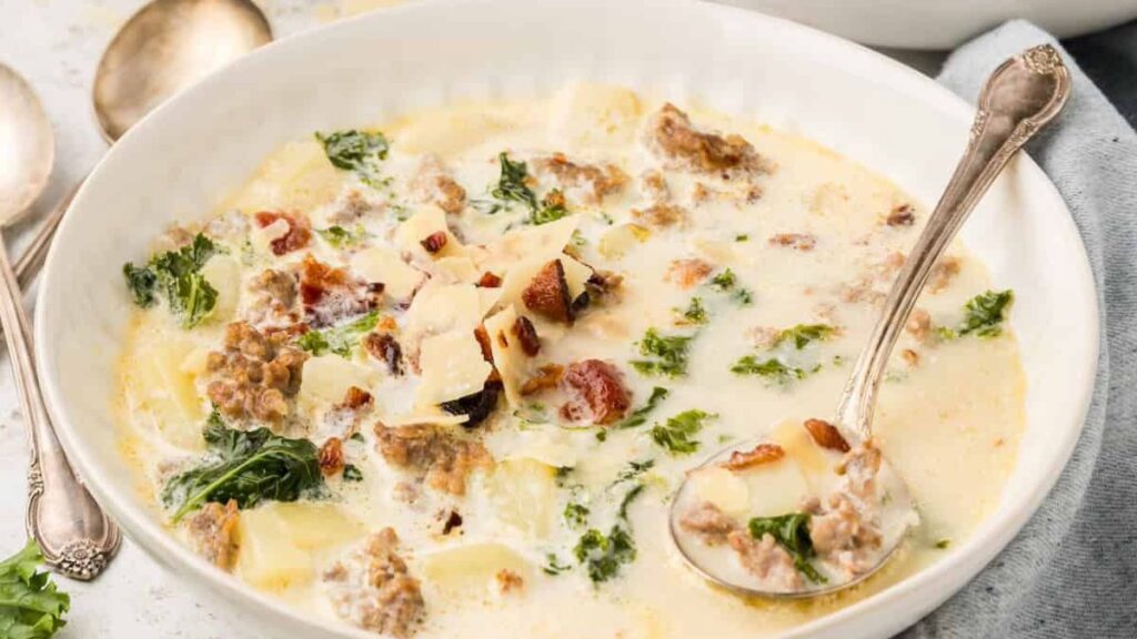 25 Old-Fashioned Soups That You Will Want to Make Again and Again