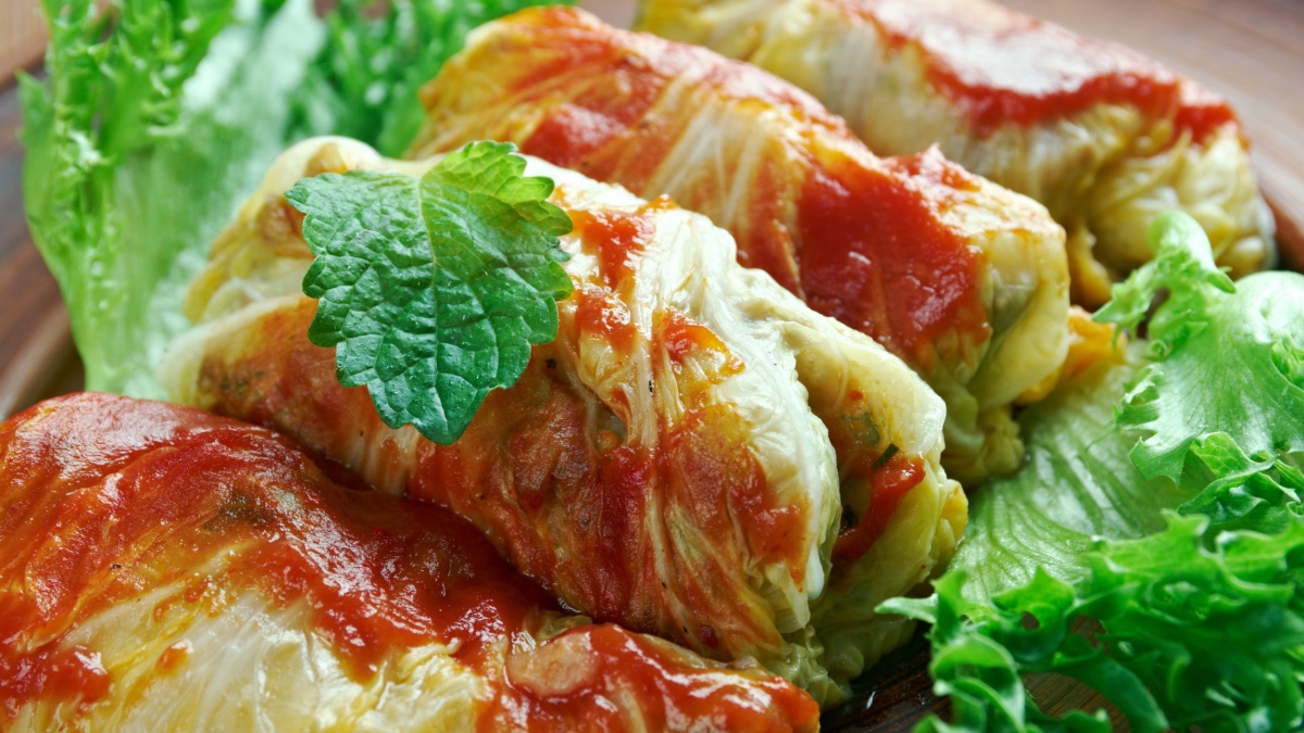11 Old-World, Old-Fashioned Dinner Recipes We Need to Start Making Again