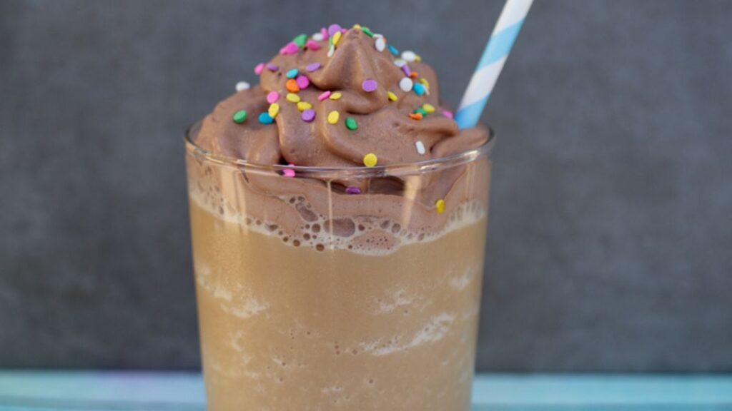 26 Ice-Cold Non-Alcoholic Drinks to Beat the Heat in Style