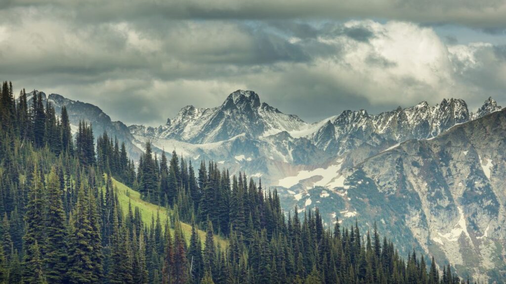 15 U.S. Mountain Ranges Everyone Should Get To See