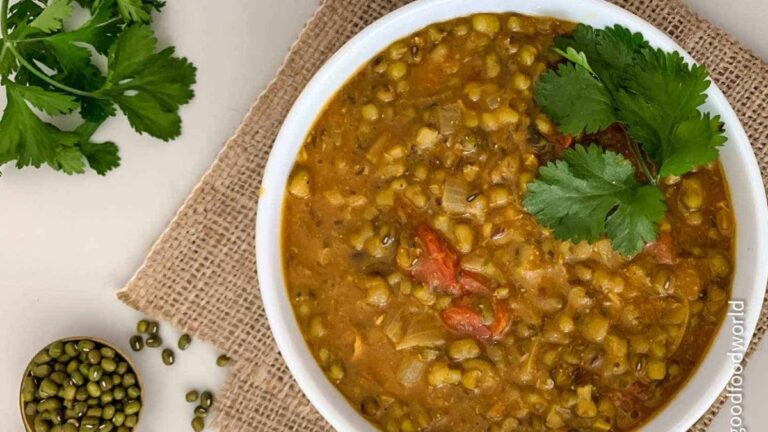 35 Curry Recipes From Around the World to Try