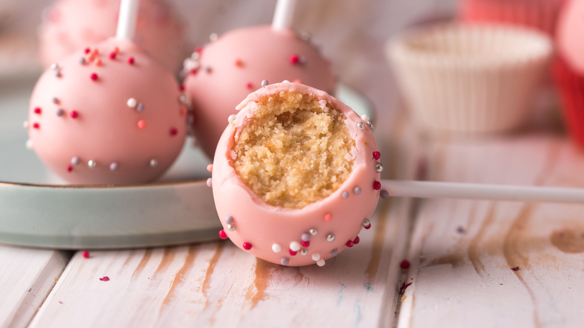 18 Cake Pop Recipes That Will Wow Your Guests